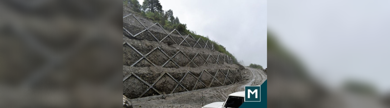 Preassembled slope repair system for emergency works adopted in ...