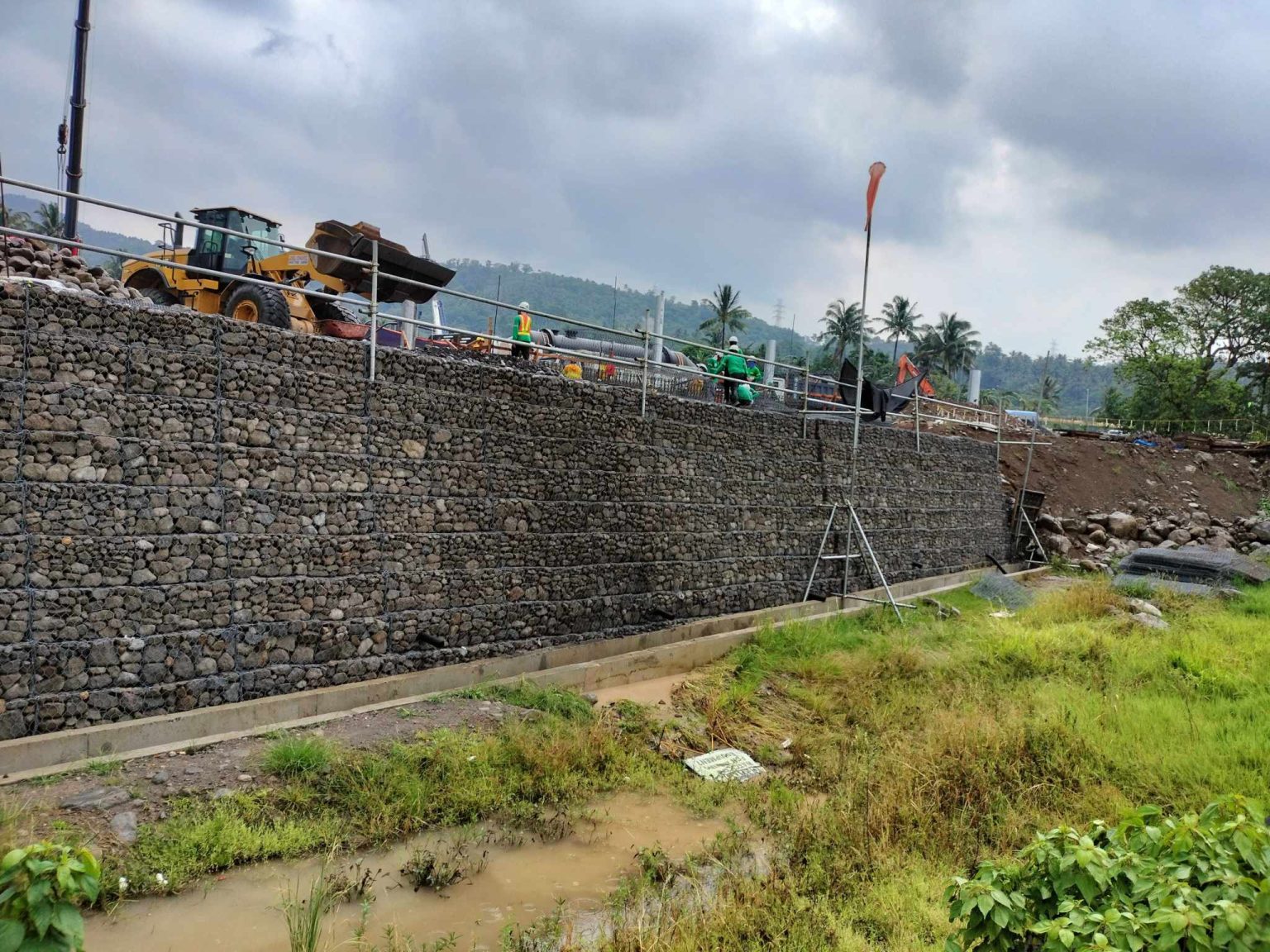 Enhancing Stability and Sustainability: Retaining Wall Solutions for ...
