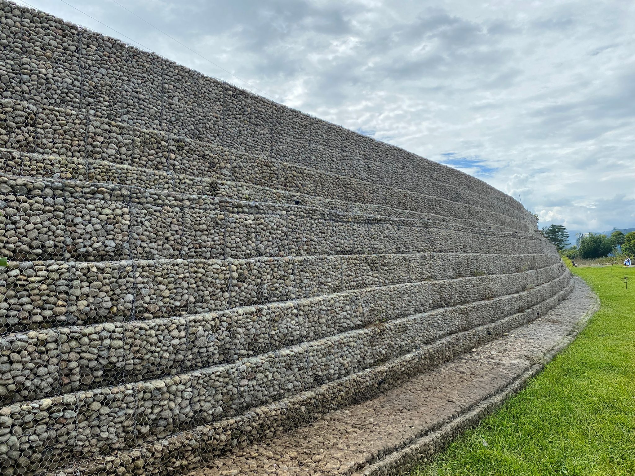 Innovative Transportation Design: Paramesh Walls for Safer Roads ...