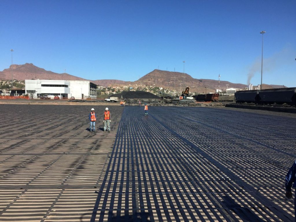 MonoAxial GeoGrids solutions: MacGrid® & WG, ParaDrain®, ParaGrid ...