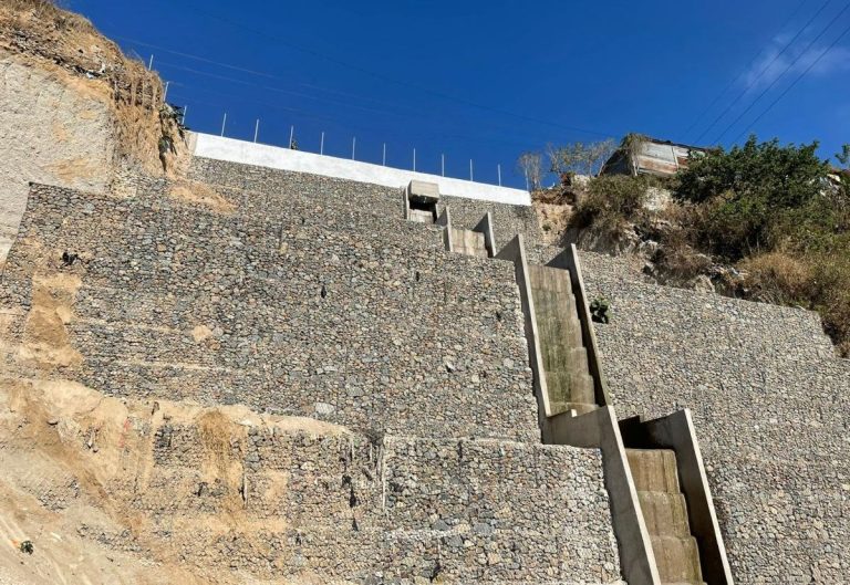 Rehabilitation due to Undermining in Villalobos - Maccaferri ...