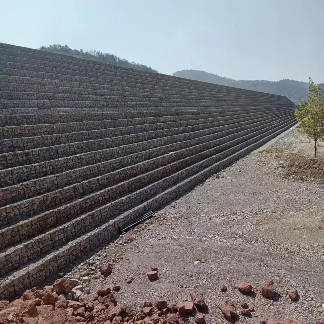 LANPING LEAD-ZINC MINING SANCHONGSHAN DUMP RETAINING WALL PROJECT - Maccaferri: Engineering a ...